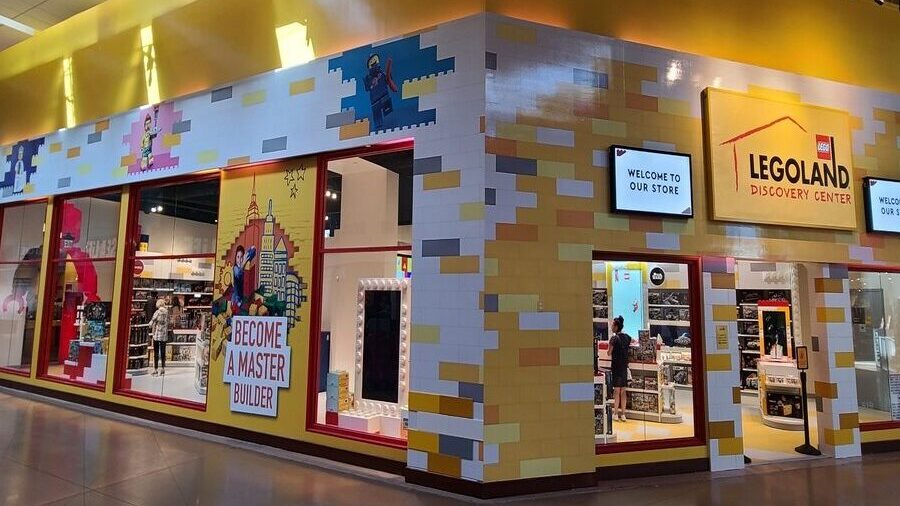 What Are LEGOLAND Discovery Centers? (With Tables Of Locations) - Brick ...