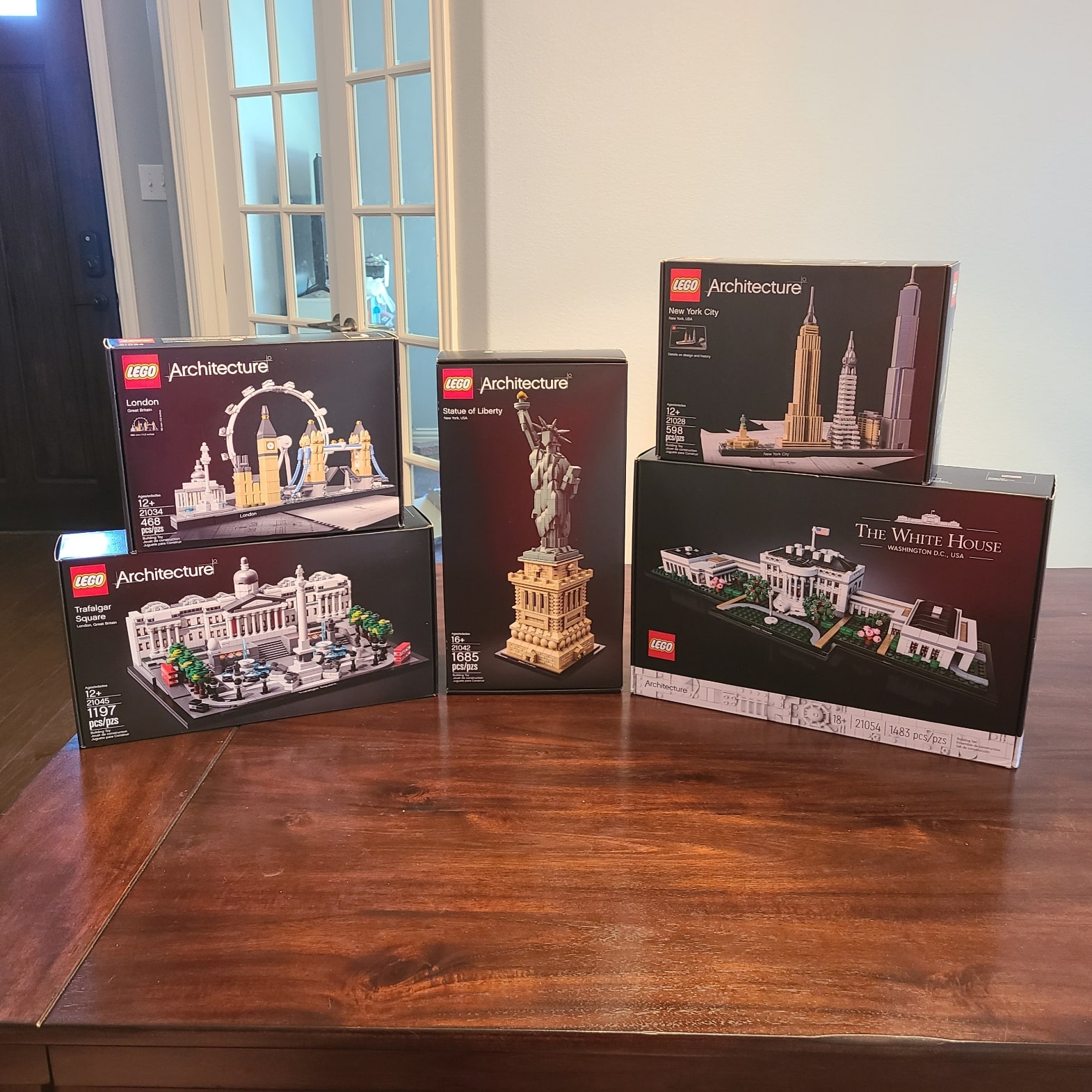 What Is LEGO Architecture? (With Tables Of All The Sets!) - Brick Hobbyist