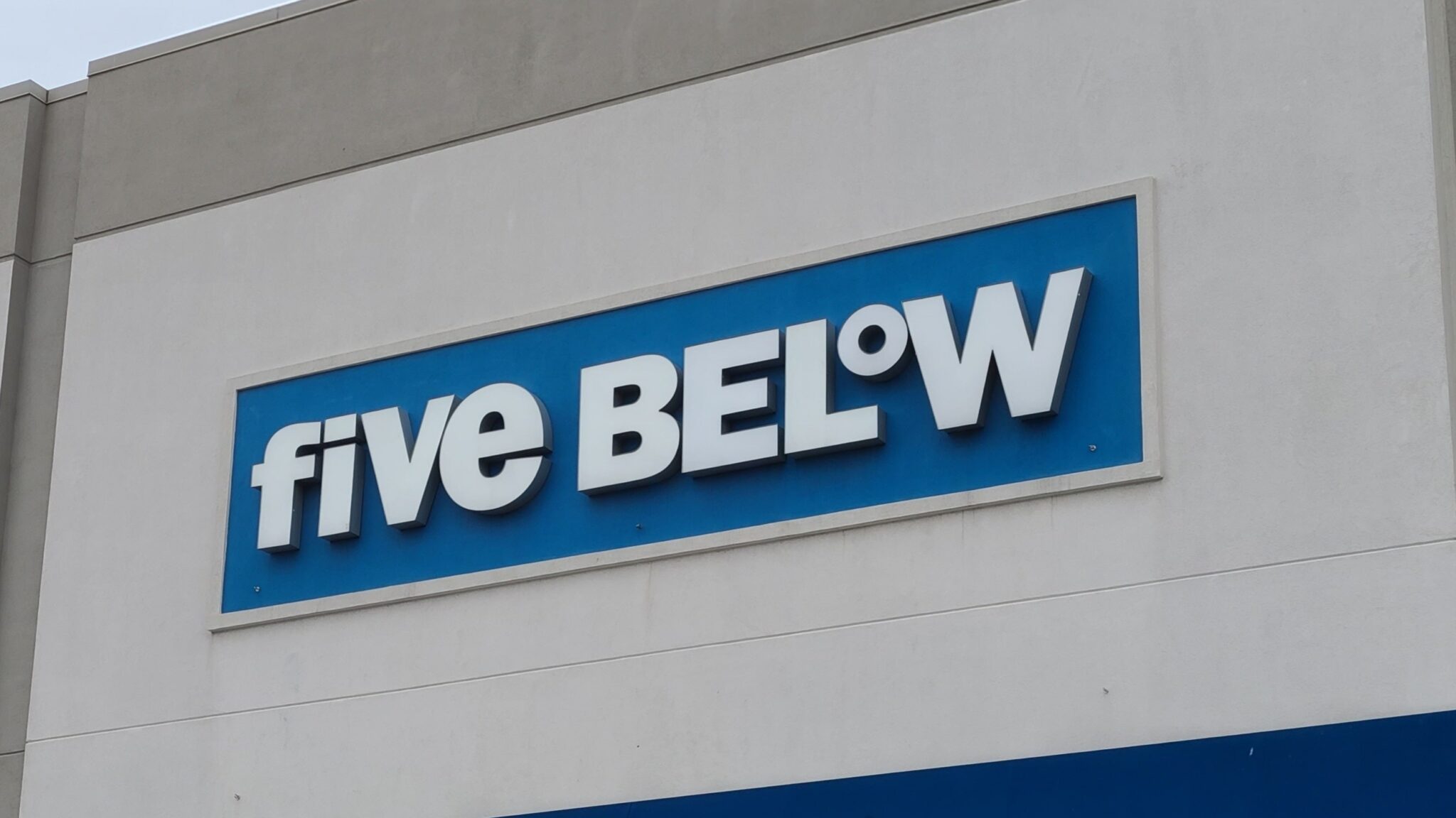 Do Five Below Stores Sell LEGO? - Brick Hobbyist